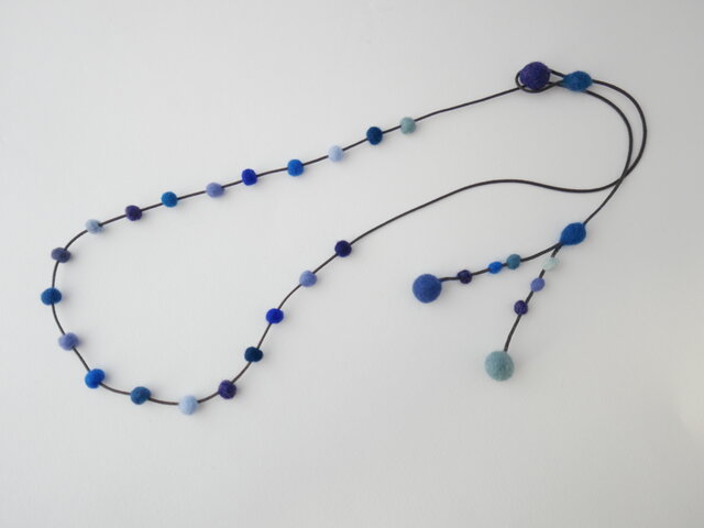 Single loop nano 藍04 | iichi 日々の暮らしを心地よくするハンドメイドやアンティークのマーケットプレイス