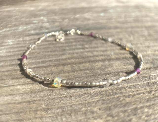 *sv925*Karen Silver Dainty Bracelet カレンシルバーの極細華奢ブレスレット | iichi 日々の暮らしを心地よくするハンドメイドやアンティークのマーケットプレイス