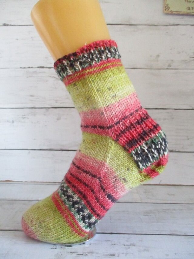 冷え取りソックス ショートタイプ Opal Sweet & Spicy2 8610 Watermelon | iichi 日々の暮らしを心地よくするハンドメイドやアンティークのマーケットプレイス