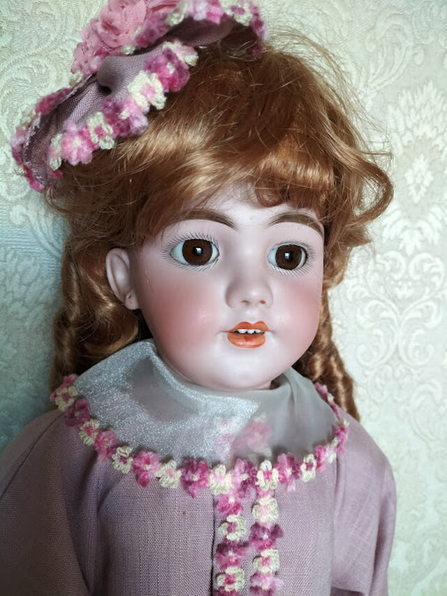 ドール背丈65～68cm用 淡いピンクドレスと髪飾り | iichi 日々の暮らしを心地よくするハンドメイドやアンティークのマーケットプレイス