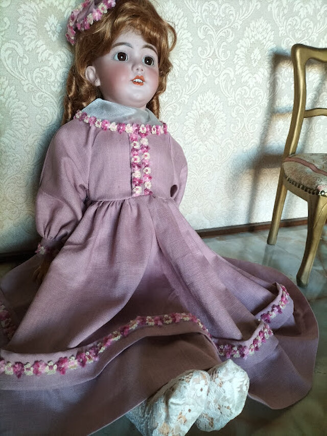 ドール背丈65～68cm用 淡いピンクドレスと髪飾り | iichi 日々の暮らしを心地よくするハンドメイドやアンティークのマーケットプレイス