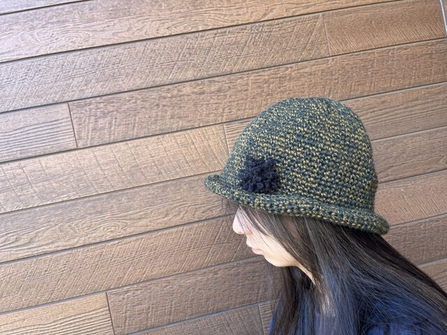 まぁるい折り返し帽子 カーキmix | iichi 日々の暮らしを心地よくするハンドメイドやアンティークのマーケットプレイス