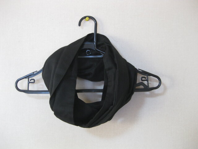 ダブルガーゼスヌード《ブラック・二重》 | iichi 日々の暮らしを心地よくするハンドメイドやアンティークのマーケットプレイス