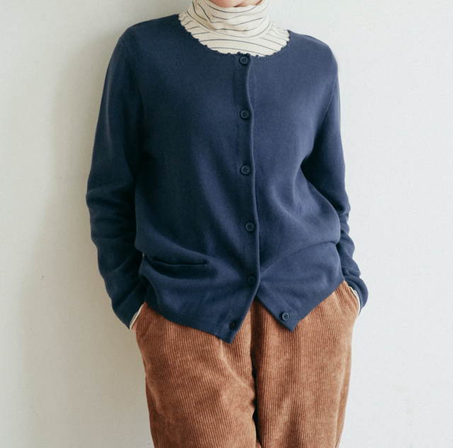 ★即納★お洒落も着心地もこだわりたい。コットン100％カーディガン 手織りレース 暗い青色 231008-9 | iichi 日々の暮らしを心地よくするハンドメイドやアンティークのマーケットプレイス