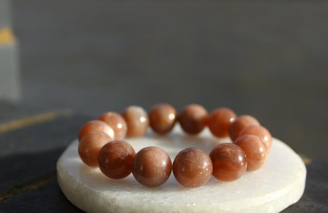 サンストーン 14mm あらゆることを成功へ導く | iichi 日々の暮らしを心地よくするハンドメイドやアンティークのマーケットプレイス