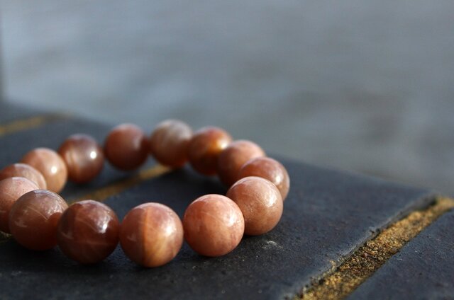 サンストーン 14mm あらゆることを成功へ導く | iichi 日々の暮らしを心地よくするハンドメイドやアンティークのマーケットプレイス