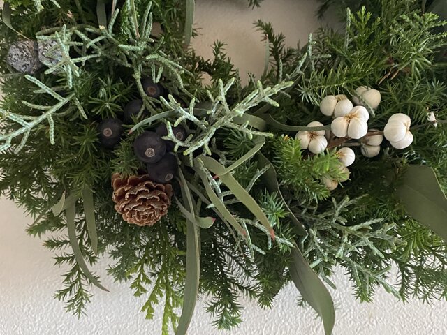 【10％OFF】お正月にもナチュラルなクリスマス(小） | iichi 日々の暮らしを心地よくするハンドメイドやアンティークのマーケットプレイス