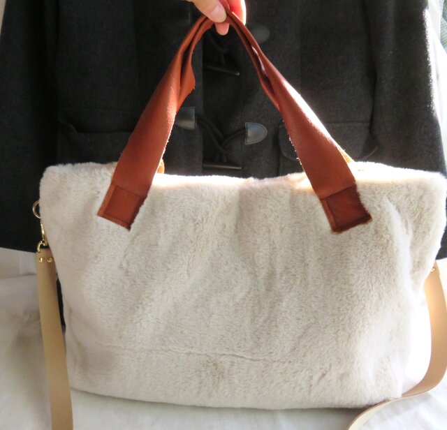 sale ファートートバッグ&ショルダーバッグ | iichi 日々の暮らしを心地よくするハンドメイドやアンティークのマーケットプレイス