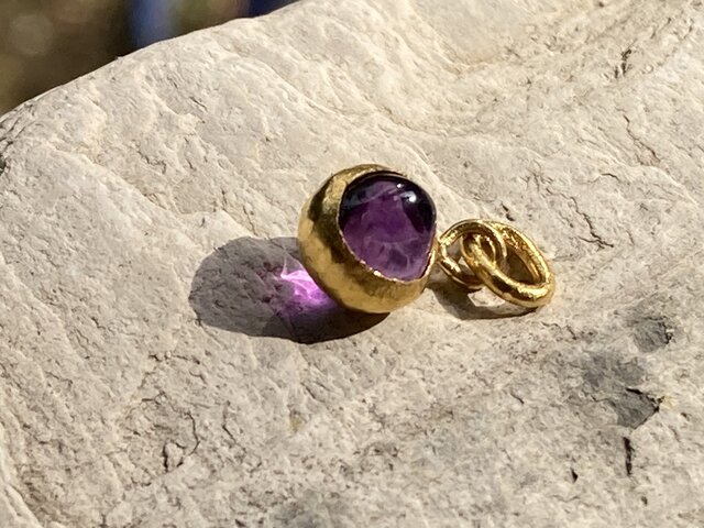 K24 Pure Gold+Ametyst 24k純金 アメジストペンダントトップ | iichi 日々の暮らしを心地よくするハンドメイドやアンティークのマーケットプレイス