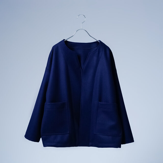 【soco】静寂な紺! ノーカラー ウールジャケット / ネイビー h042g-neb3 | iichi 日々の暮らしを心地よくするハンドメイドやアンティークのマーケットプレイス