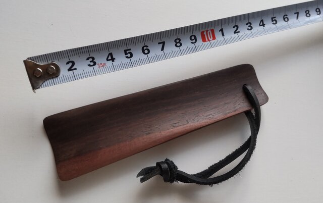 靴べら 黒檀 | iichi 日々の暮らしを心地よくするハンドメイドやアンティークのマーケットプレイス