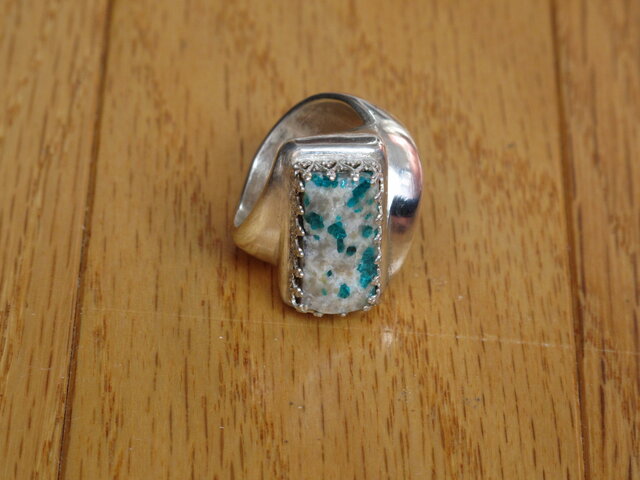 可愛い模様になりました。 | iichi 日々の暮らしを心地よくするハンドメイドやアンティークのマーケットプレイス