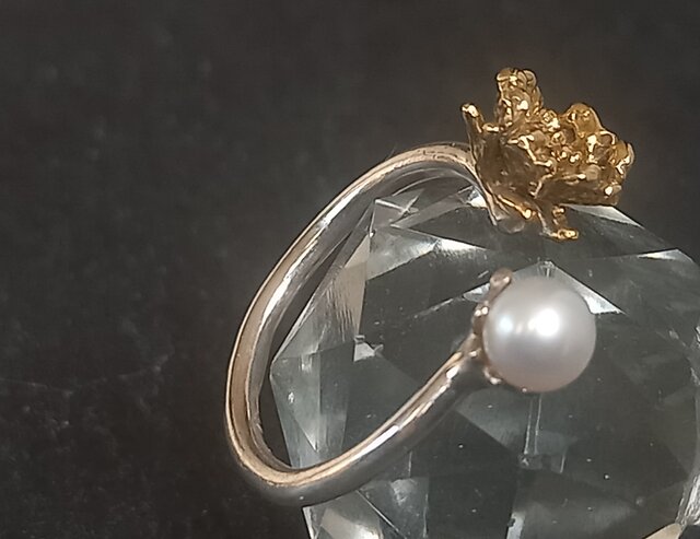 silver×brass スカビオサとあこやパールの オープンリング | iichi 日々の暮らしを心地よくするハンドメイドやアンティークのマーケットプレイス