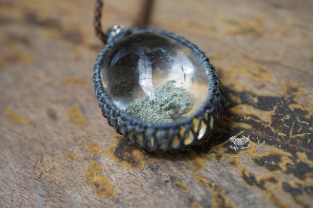 緑の島★クローライト★ガーデンクォーツ マクラメネックレス1315 | iichi 日々の暮らしを心地よくするハンドメイドやアンティークのマーケットプレイス