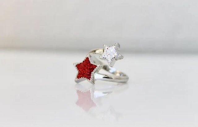 【受注制作】 wish upon a star ring 《red×white》 （silver） | iichi 日々の暮らしを心地よくするハンドメイドやアンティークのマーケットプレイス