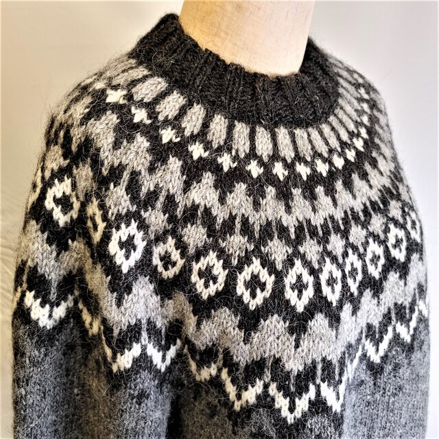 【受注製作】men's お好きなカラーで RIDDARI リダリ アイスランド ロピーセーター | iichi 日々の暮らしを心地よくするハンドメイドやアンティークのマーケットプレイス