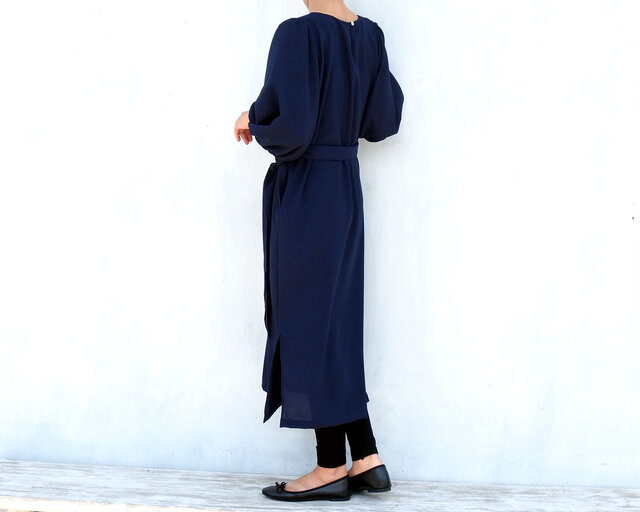 2L 卒入学、フォーマルに♪ ストレッチワンピ―ス（ジョーゼット風梨地 ネイビー） | iichi 日々の暮らしを心地よくするハンドメイドやアンティークのマーケットプレイス
