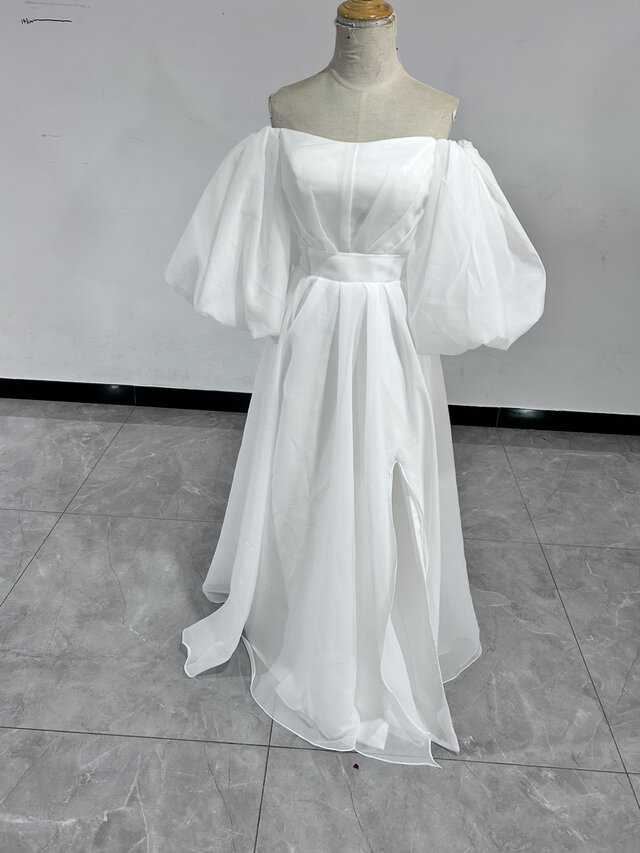 上品！ ウェディングドレス 姫袖 フロントスリット オーガンジー ふっくら柔らかなバックリボ 拳式 | iichi 日々の暮らしを心地よくするハンドメイドやアンティークのマーケットプレイス