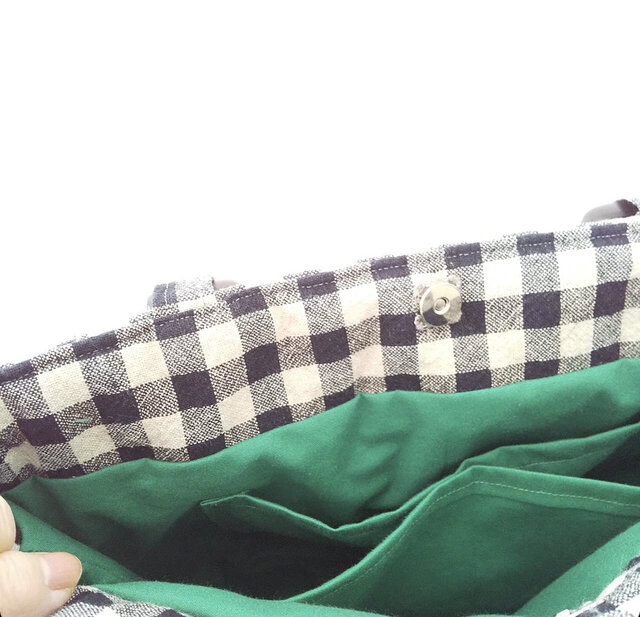 wood♡チェック柄トートbag | iichi 日々の暮らしを心地よくするハンドメイドやアンティークのマーケットプレイス