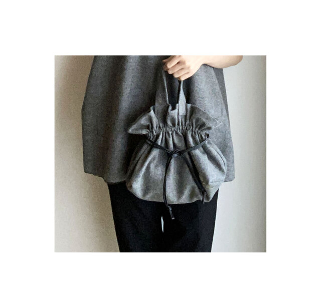 woolとスズランのバッグ | iichi 日々の暮らしを心地よくするハンドメイドやアンティークのマーケットプレイス