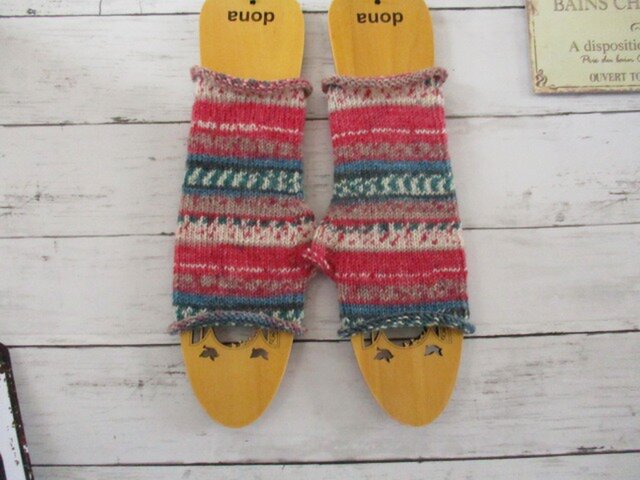 手編みハンドウォーマー Opal Joy 9986 Lebensfreude | iichi 日々の暮らしを心地よくするハンドメイドやアンティークのマーケットプレイス