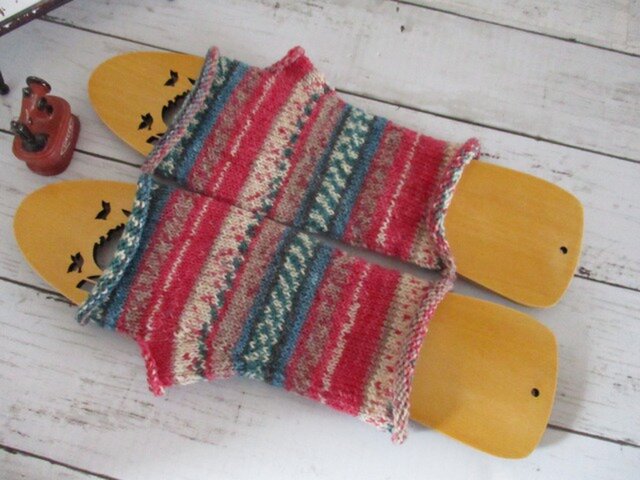 手編みハンドウォーマー Opal Joy 9986 Lebensfreude | iichi 日々の暮らしを心地よくするハンドメイドやアンティークのマーケットプレイス