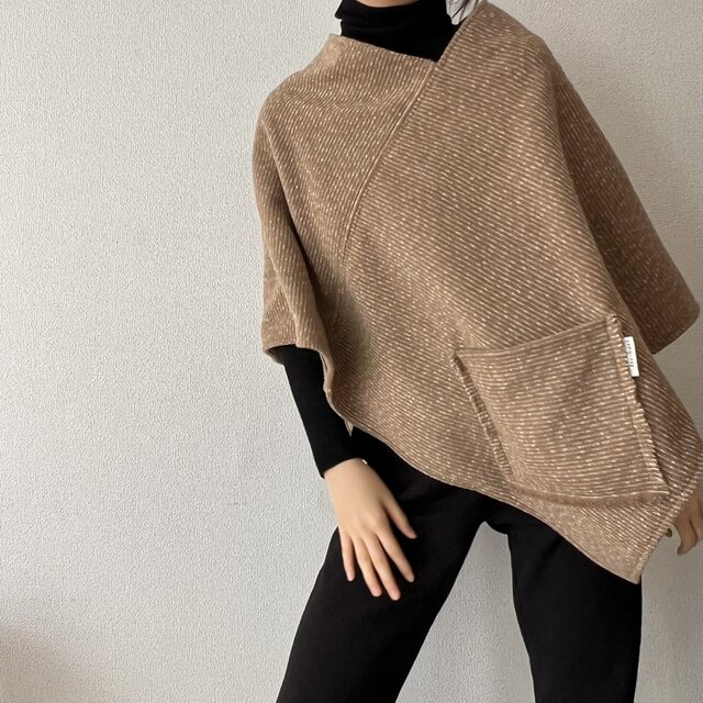 【値下げ】ドビー織りのポンチョ(Lサイズ) | iichi 日々の暮らしを心地よくするハンドメイドやアンティークのマーケットプレイス