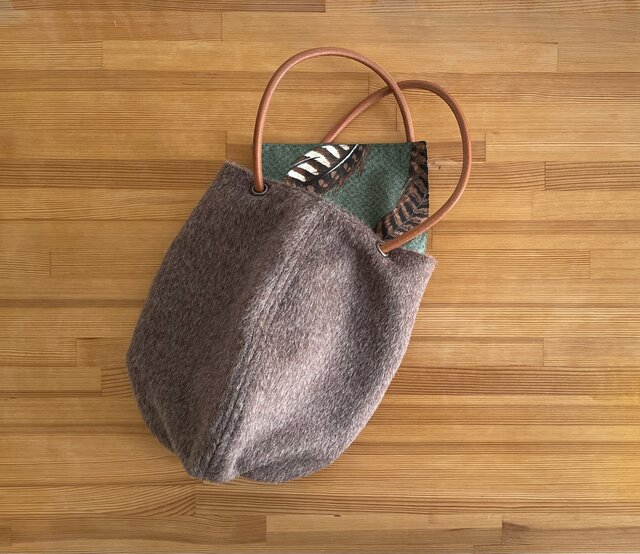 am402 やわらかいカゴ型バッグ sale価格 | iichi 日々の暮らしを心地よくするハンドメイドやアンティークのマーケットプレイス