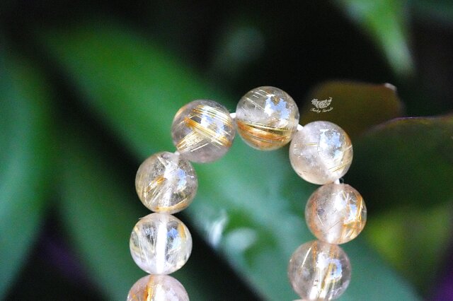 金針★ゴールドルチルインクォーツ ブレスレットs1027 | iichi 日々の暮らしを心地よくするハンドメイドやアンティークのマーケットプレイス