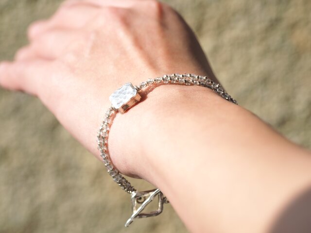 -brown Topaz・silver- double bracelet | iichi 日々の暮らしを心地よくするハンドメイドやアンティークのマーケットプレイス