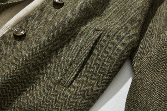 これからの季節の主役アウター ウール混ヘリンボーン織生地 ブルゾン コート グリーン 231013-3 | iichi 日々の暮らしを心地よくするハンドメイドやアンティークのマーケットプレイス