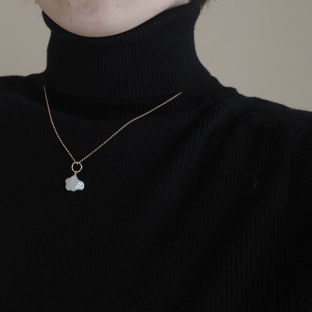 14kgf スライドボール付き 淡水パール ネックレス 華奢 重ね付け 普段使い ゴールド 金属アレルギー プレゼント | iichi 日々の暮らしを心地よくするハンドメイドやアンティークの ...