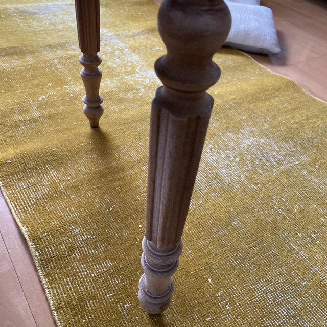 85×198 ワンカラーラグ 黄金イエロー トルコヴィンテージラグ | iichi 日々の暮らしを心地よくするハンドメイドやアンティークのマーケットプレイス