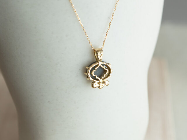 ブラックオパールペンダント（No.1471） | iichi 日々の暮らしを心地よくするハンドメイドやアンティークのマーケットプレイス