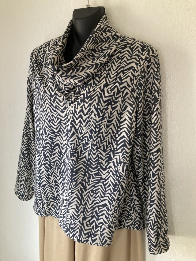 プルオーバー MG | iichi 日々の暮らしを心地よくするハンドメイドやアンティークのマーケットプレイス