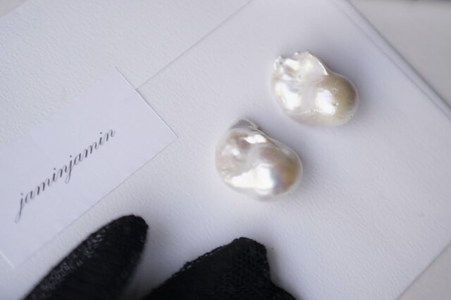 新作 ウェディングアクセサリー no.201 選べるデザイン バロックパール一粒ピアス イヤリング H | iichi 日々の暮らしを心地よくするハンドメイドやアンティークのマーケットプレイス