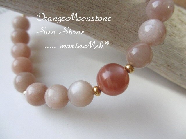 【marinMek*】オレンジムーンストーン、ベージュムーンストーン ブレスレット | iichi 日々の暮らしを心地よくするハンドメイドやアンティークのマーケットプレイス