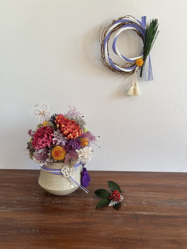 2024 お正月 「手毬 / てまり」 ポットアレンジ LL カラフルミックス | iichi 日々の暮らしを心地よくするハンドメイドやアンティークのマーケットプレイス