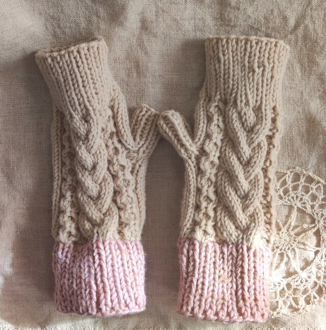 オーガニックウールのハンドウォーマー | iichi 日々の暮らしを心地よくするハンドメイドやアンティークのマーケットプレイス