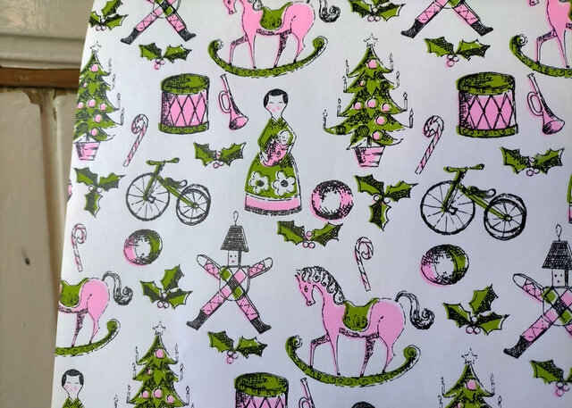 U.S.A. ヴィンテージ包装紙【トイトイトイ】DA-WP063 | iichi 日々の暮らしを心地よくするハンドメイドやアンティークのマーケットプレイス