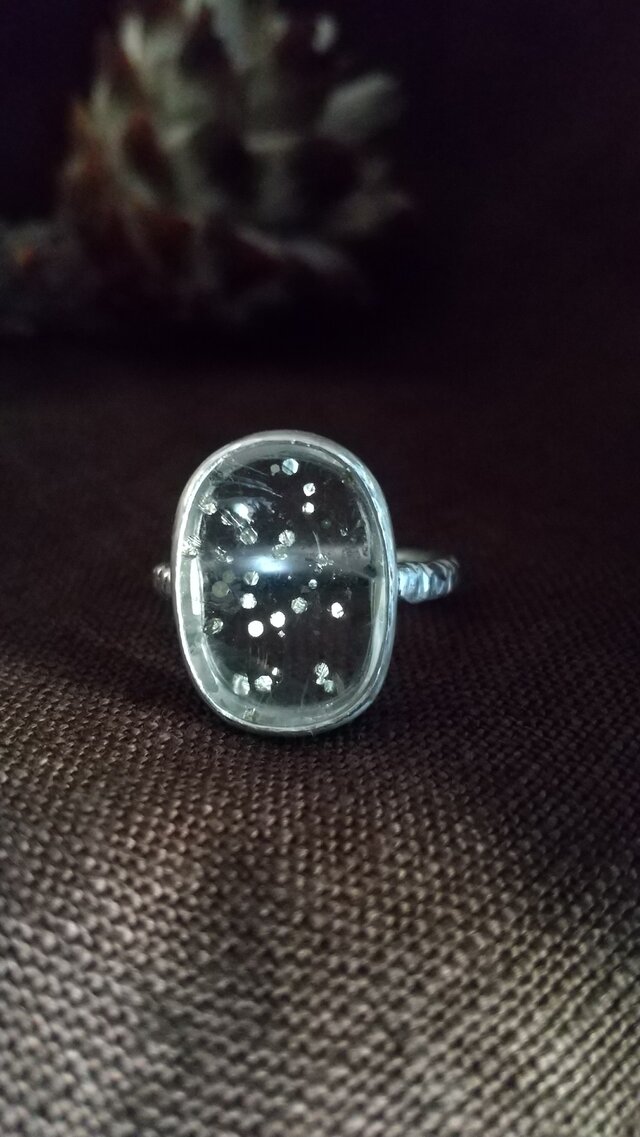 マーカサイトインクォーツシルバーリング#12 | iichi 日々の暮らしを心地よくするハンドメイドやアンティークのマーケットプレイス