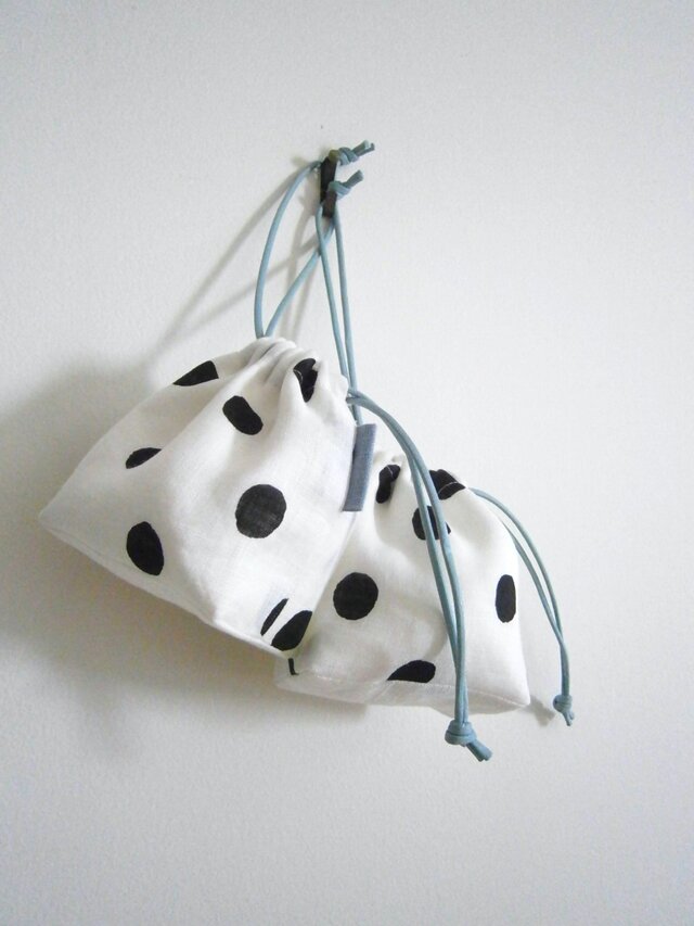 DotsLinen 小さなpouch | iichi 日々の暮らしを心地よくするハンドメイドやアンティークのマーケットプレイス