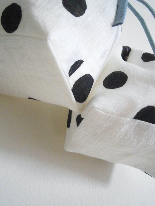 DotsLinen 小さなpouch | iichi 日々の暮らしを心地よくするハンドメイドやアンティークのマーケットプレイス