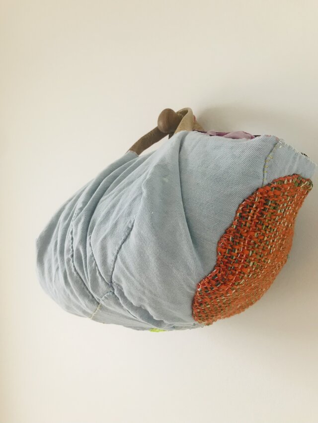 Bag 手縫いのバッグ 布製 本革持ち手 スローファッション ハンドメイド 1925 | iichi 日々の暮らしを心地よくするハンドメイドやアンティークのマーケットプレイス