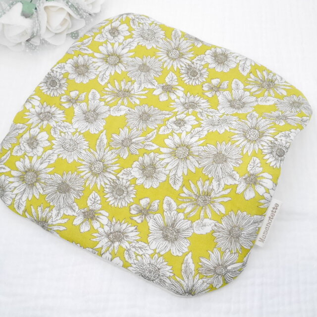 8重ガーゼハンカチ『エレガントフラワー』3枚セット/20×20cm | iichi 日々の暮らしを心地よくするハンドメイドやアンティークのマーケットプレイス