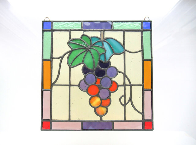 ステンドグラス ミニパネル ブドウ 15cm | iichi 日々の暮らしを心地よくするハンドメイドやアンティークのマーケットプレイス