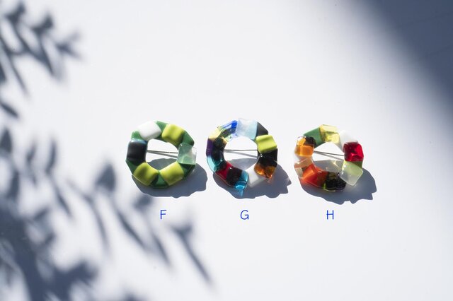 輪っかブローチ H | iichi 日々の暮らしを心地よくするハンドメイドやアンティークのマーケットプレイス