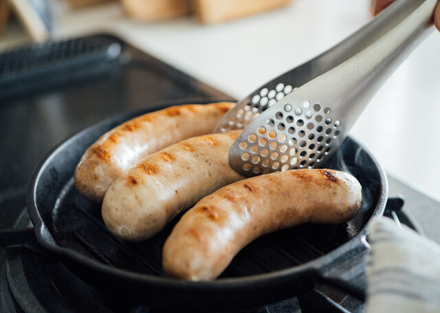 【冷蔵配送】自然派赤ワイン＆ソーセージセット | iichi 日々の暮らしを心地よくするハンドメイドやアンティークのマーケットプレイス