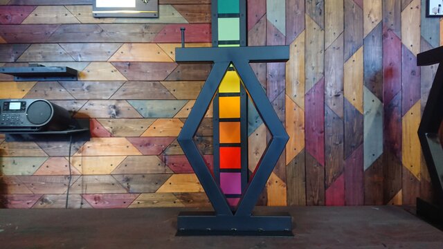 マットブラックでアイアンな極太鉄脚♪ 50×400×650mm ♢型 2脚ver. ダイニングテーブル | iichi 日々の暮らしを心地よくするハンドメイドやアンティークのマーケットプレイス