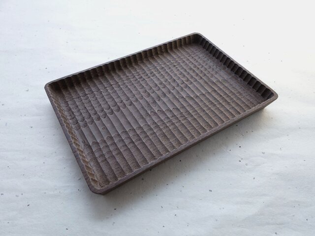 我谷盆 栗 26×18×2.5cm 栗渋染め | iichi 日々の暮らしを心地よくするハンドメイドやアンティークのマーケットプレイス